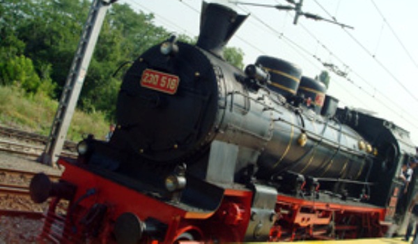 Un tren de epoca va circula între Brasov şi Rasnov, din luna mai