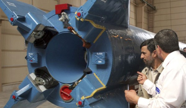 Iranul si-a lansat prima racheta spatiala