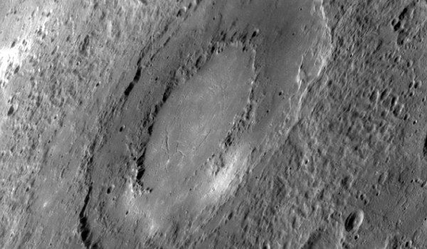 Mercur, in lumina reflectoarelor