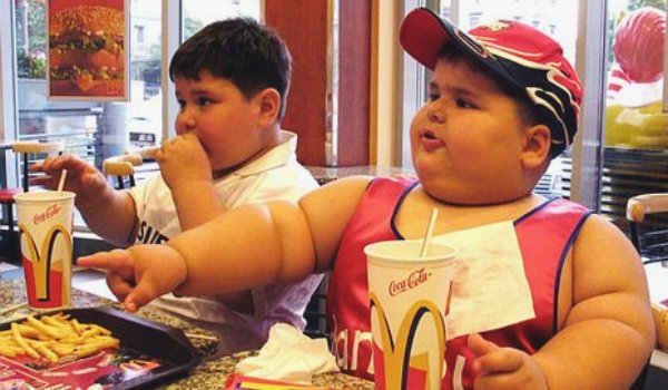 Coreea de Sud restrictioneaza reclamele la junk-food