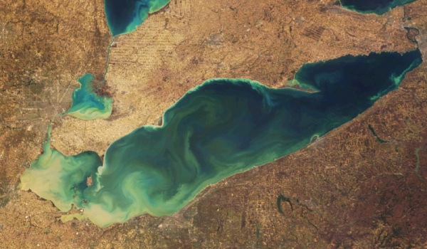 OZN-uri deasupra lacului nord-american Erie? (VIDEO)