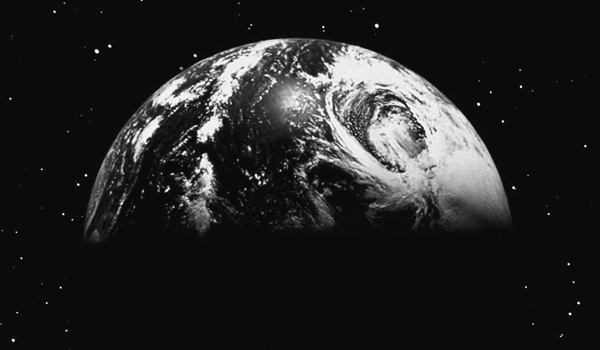 Uimitorul Pamant intr-o singura imagine – din ceruri pana in adancuri ...