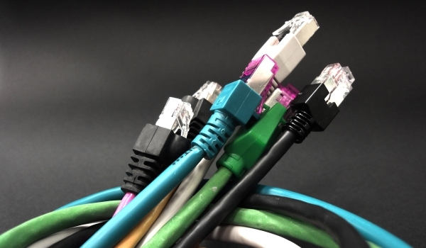 În 2015 vor fi conectate la Internet 15 miliarde de dispozitive