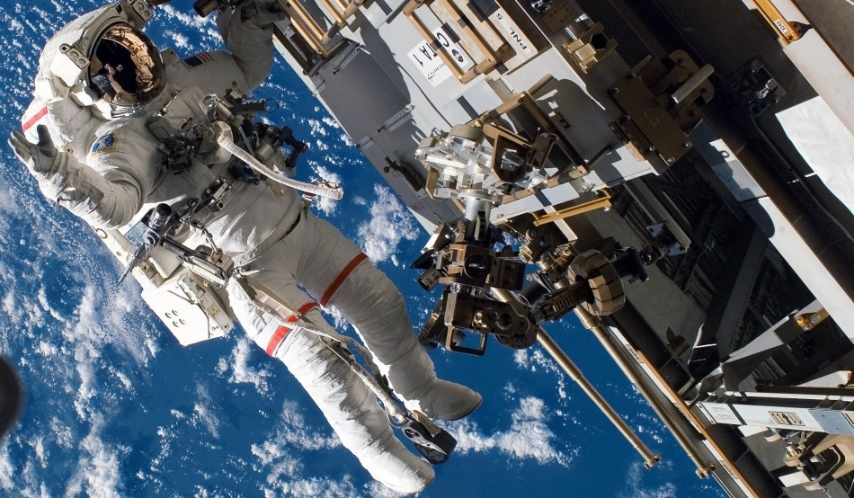 Viaţa pe Staţia Spaţială Internaţională