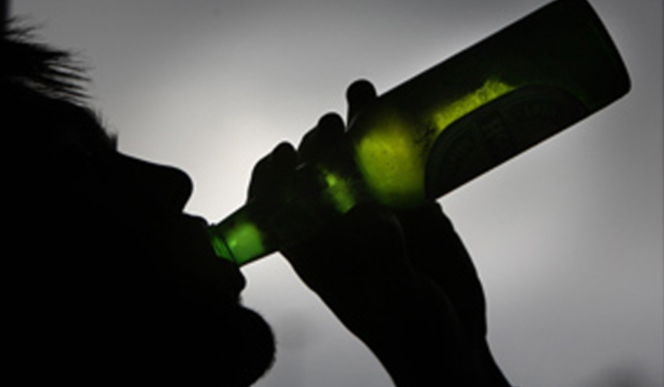 Viitorii alcoolici pot fi identificaţi din copilărie