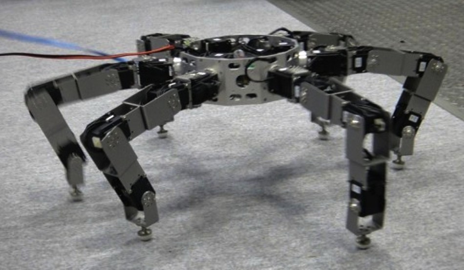 A fost dezvăluit Asterisk, robotul inspirat de un păianjen (VIDEO)