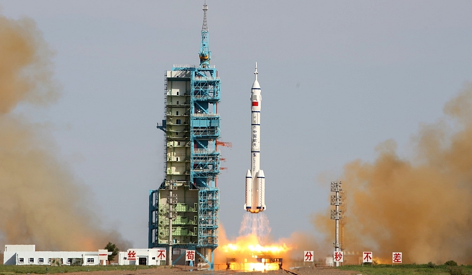 Start pentru Shenzhou 10, cea mai ambiţioasă misiune spaţială cu ...