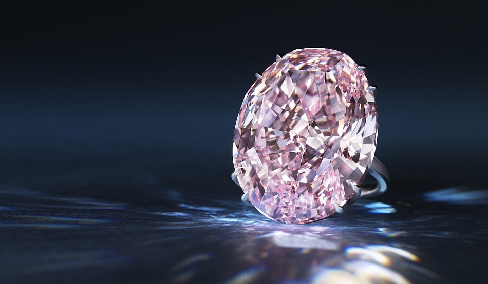 Triplu record: diamantul „Steaua roz”, vândut cu suma record de 83 de ...