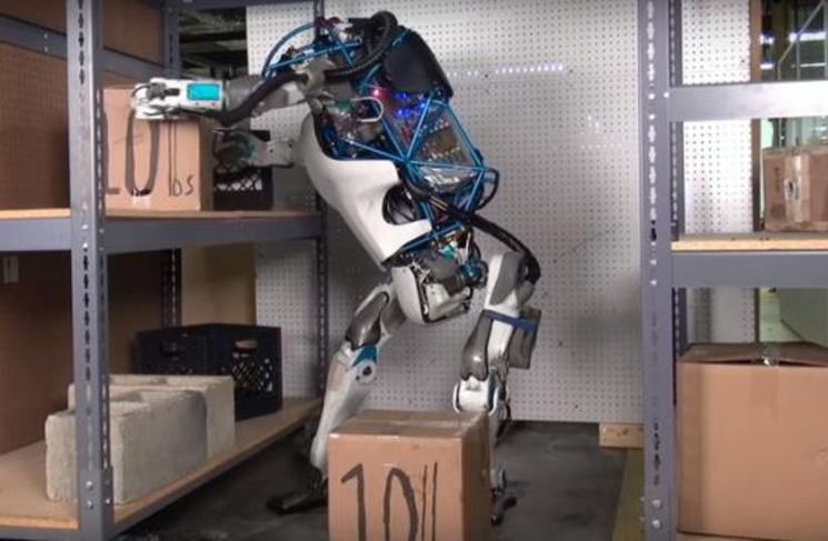 Atlas, robotul revoluţionar şi cât se poate de paşnic - VIDEO