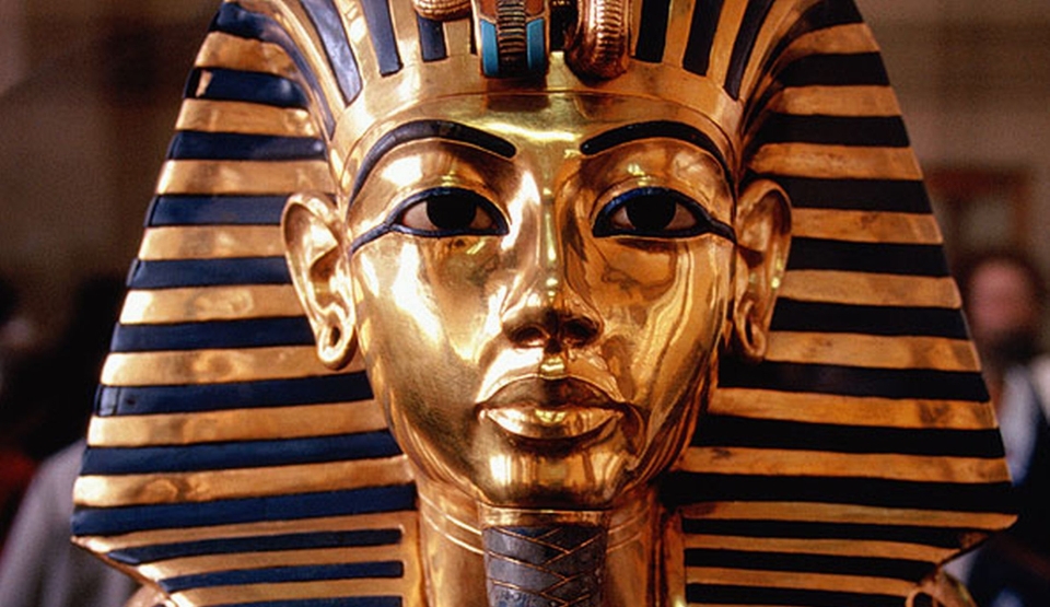 Mormântul lui Tutankhamon a fost construit pentru o femeie? Teoria a ...