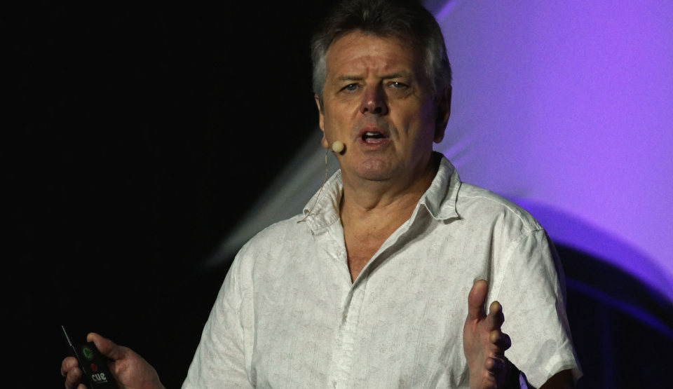 Jim Baggott şi bosonul Higgs: ''Acceleraţi-vă particulele'' pentru o ...