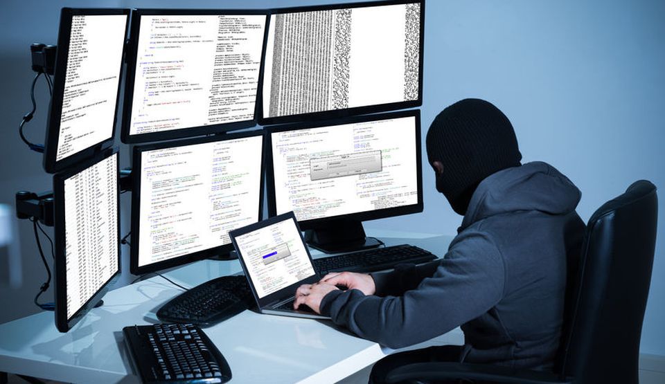 Hackeri din Rusia au reuşit să fure peste 3 milioane de dolari pe zi de ...