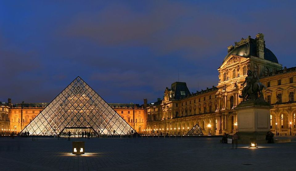 Muzeul Luvru a încheiat anul 2016 cu pierderi de 10 milioane de euro