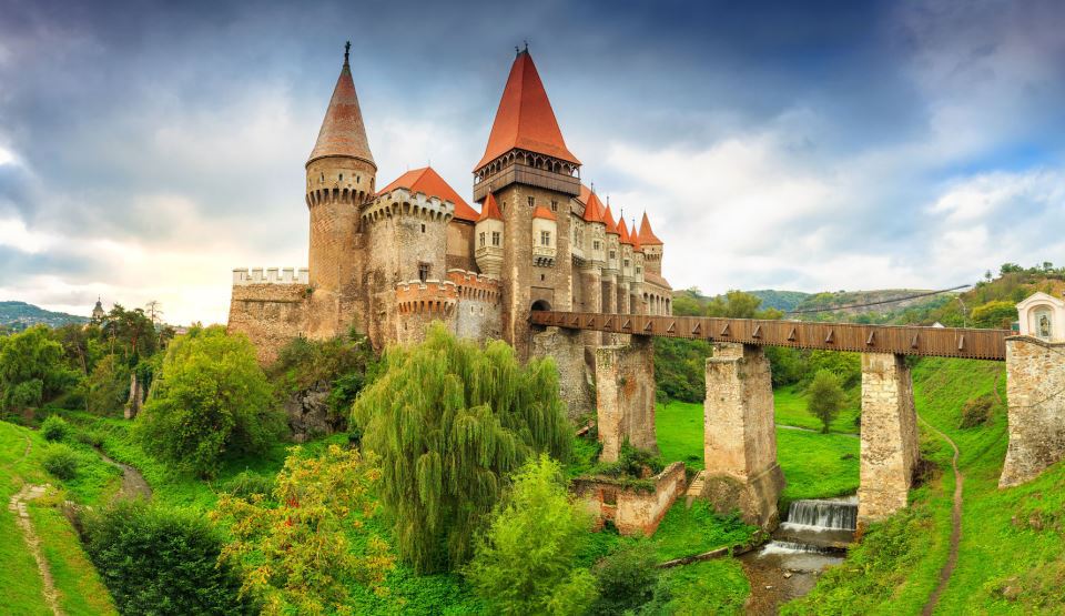 Un articol din presa de peste ocean aduce laude României şi o consideră ...