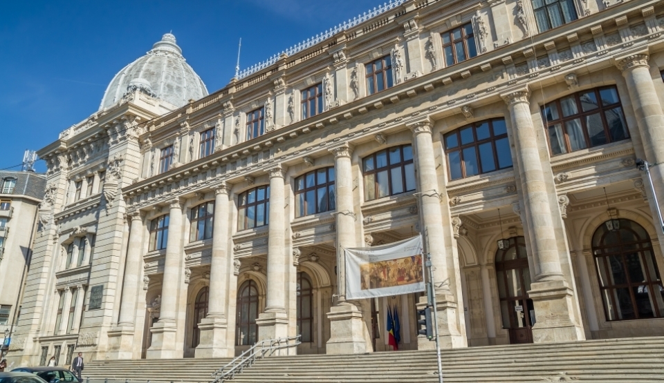 MNIR: Ceremonia înmânării însemnelor premiului Nobel aparţinând lui ...