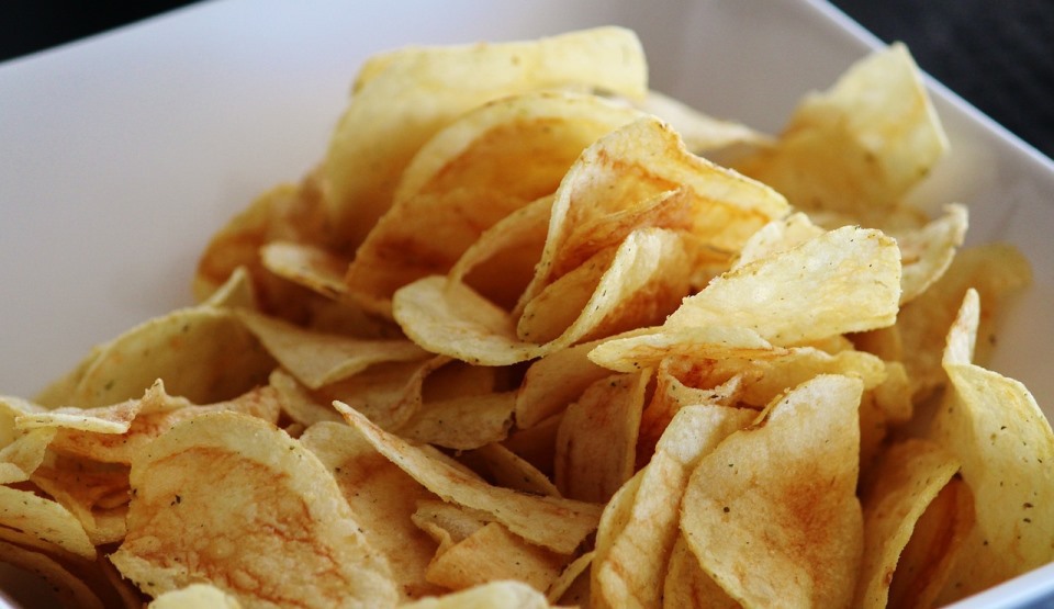 O companie importantă a creat chipsuri speciale pentru femei