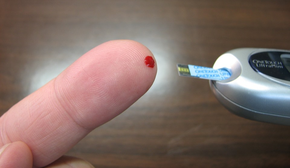 Hipoglicemia: cauze, semne şi simptome