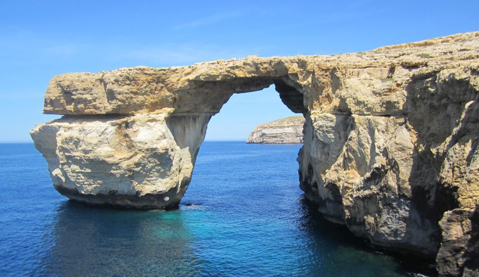 Fereastra de azur din Malta ar putea fi reconstruită