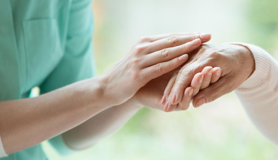 Boala Parkinson: riscuri, simptome şi tratament