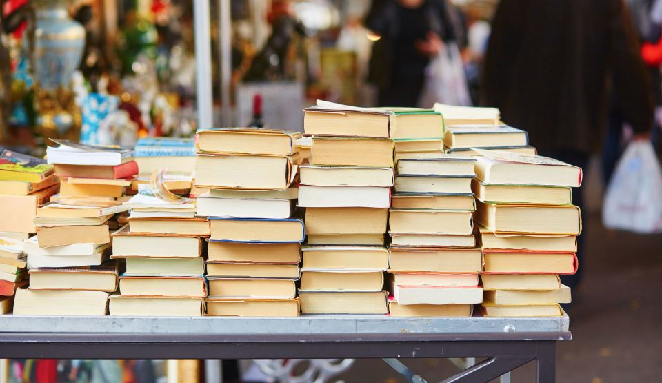 O carte pe zi: "Istorie şi «istorii» în Copou", de Vasile Arhire