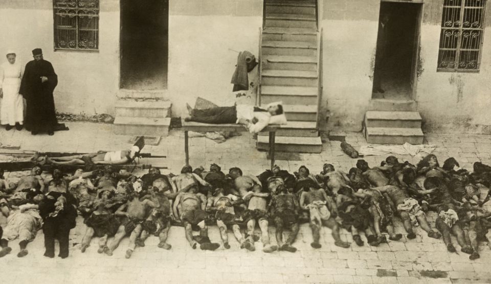 Genocidul otoman asupra armenilor. SUA a recunoscut masacrul şi a ...