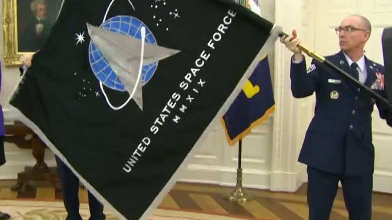 Forţa Spaţială a Statelor Unite are siglă oficială şi motto