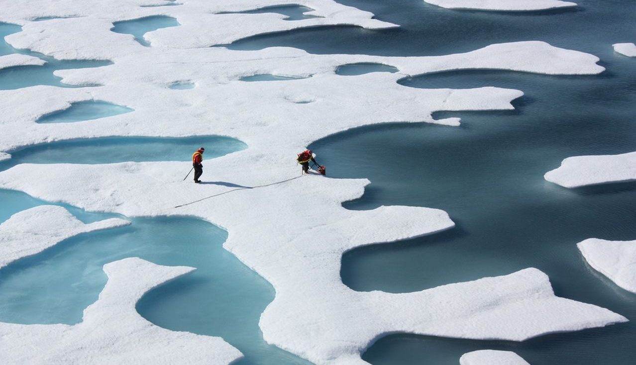 Gheața care se topește în Arctica nu va crește nivelul mărilor și ...