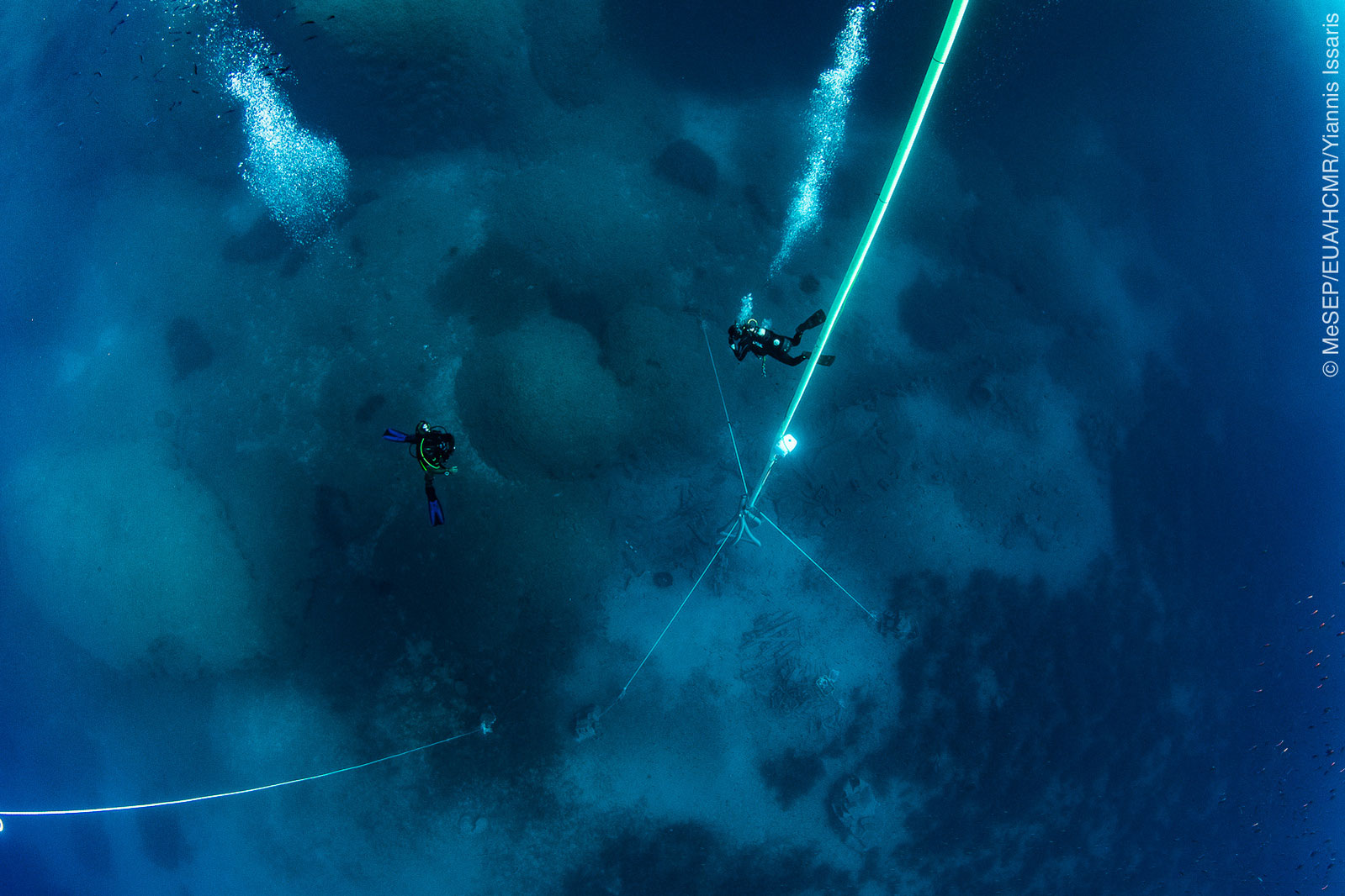 Epava navei Elgin, care transporta sculpturi din Parthenon, dezvăluie ...