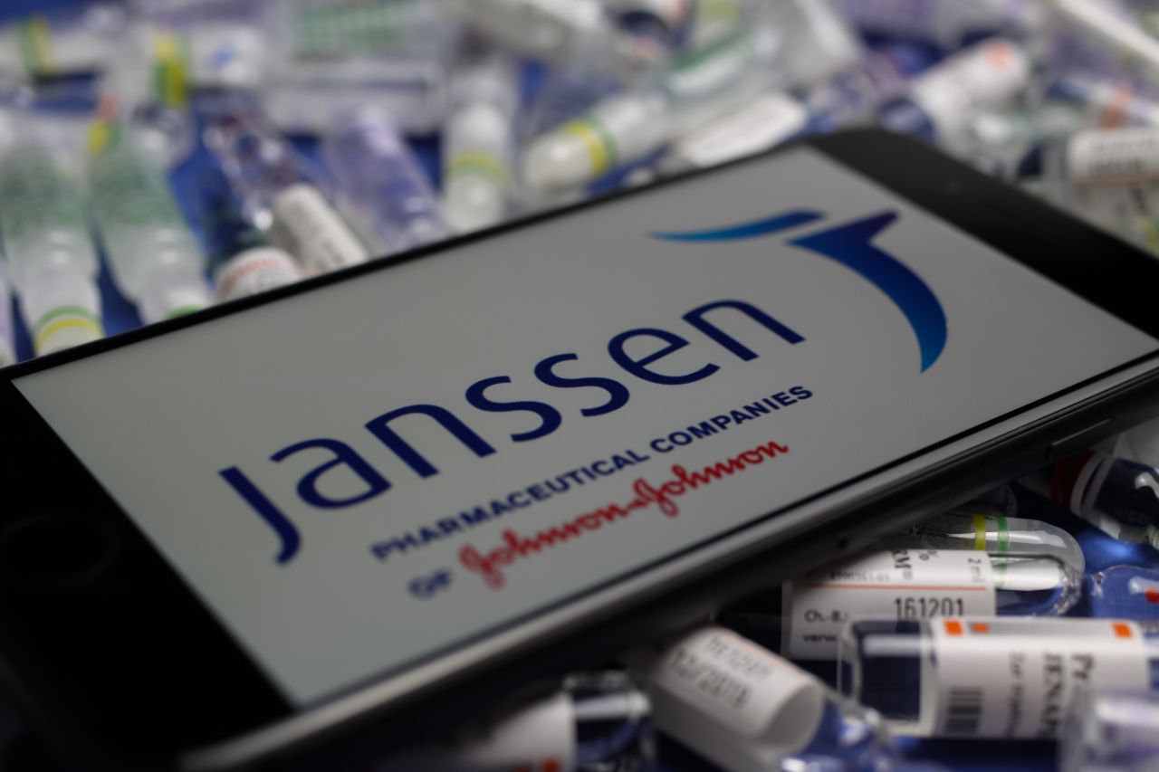 Posibile legături între tromboze și vaccinul Johnson & Johnson ...