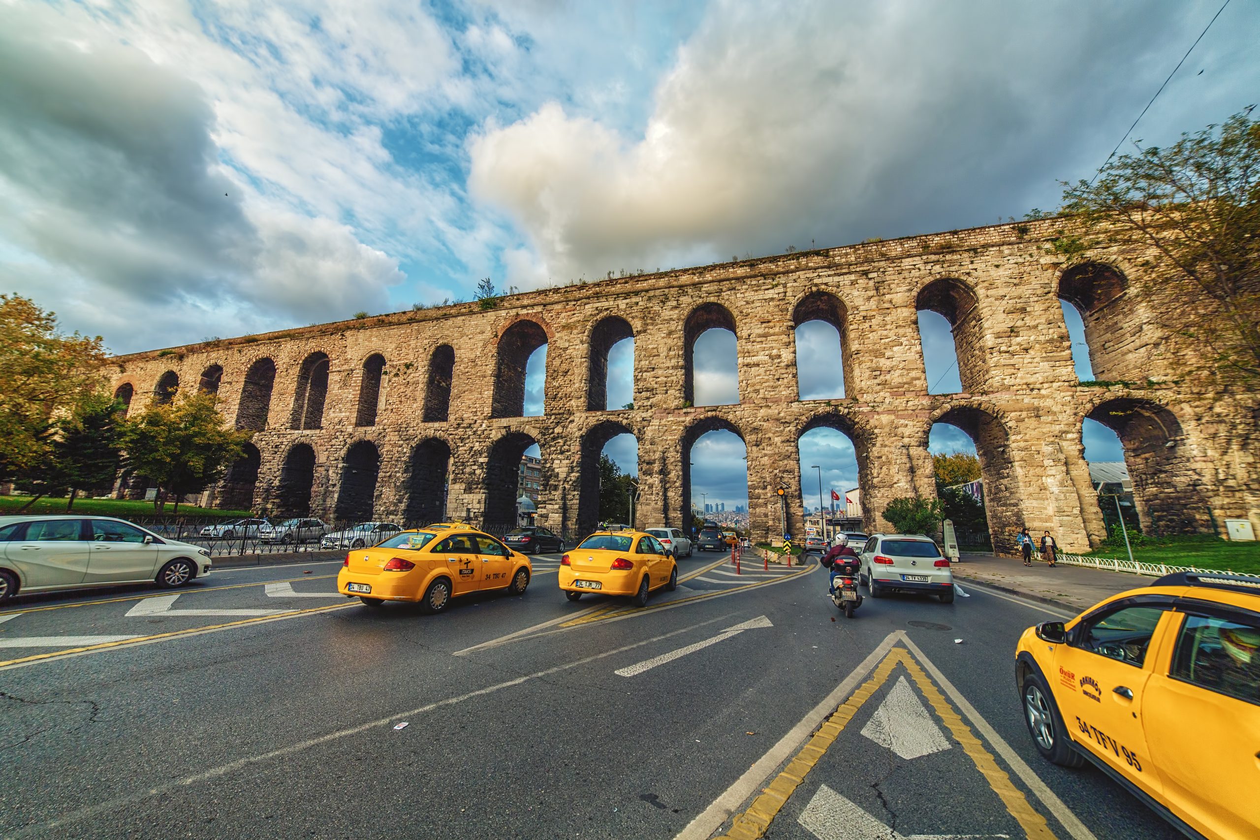 Istoricii au descoperit sistemul ingenios prin care apeductele lumii ...