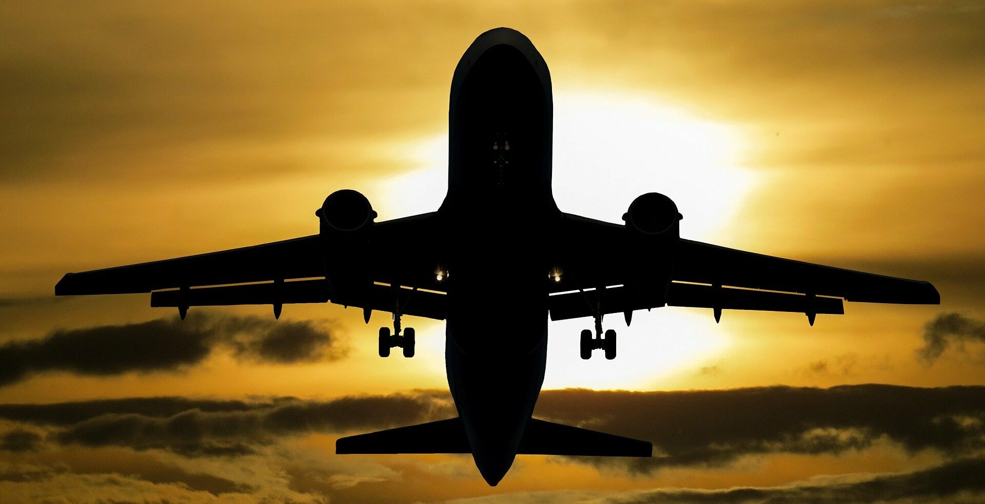 Test de cultură generală. Ce culoare are cutia neagră a avioanelor?