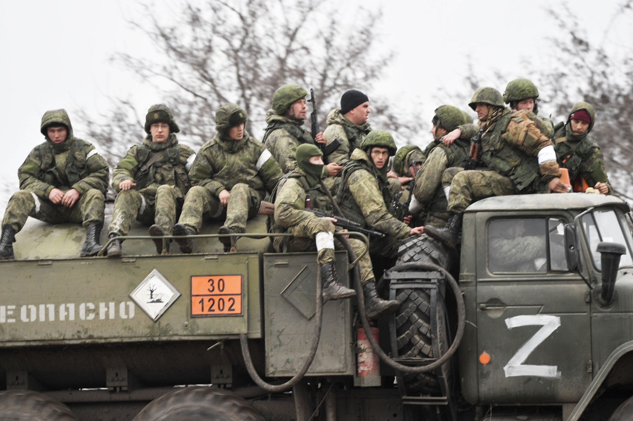 Armata rusă a pierdut între 7.000 şi 15.000 de militari în Ucraina