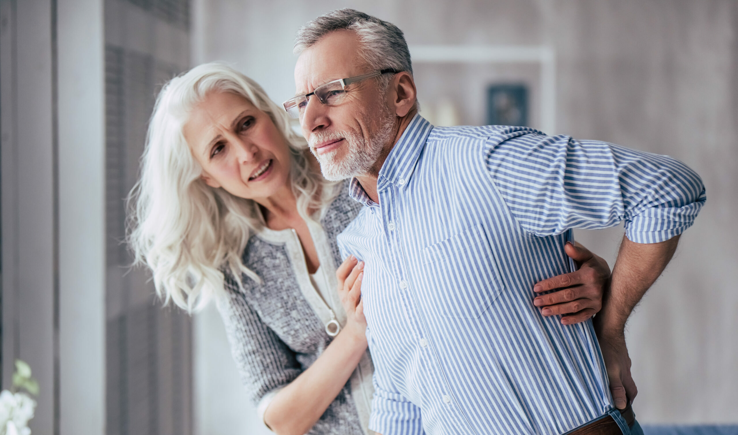 Bărbații și femeile simt diferit durerea. Ce au descoperit cercetătorii?