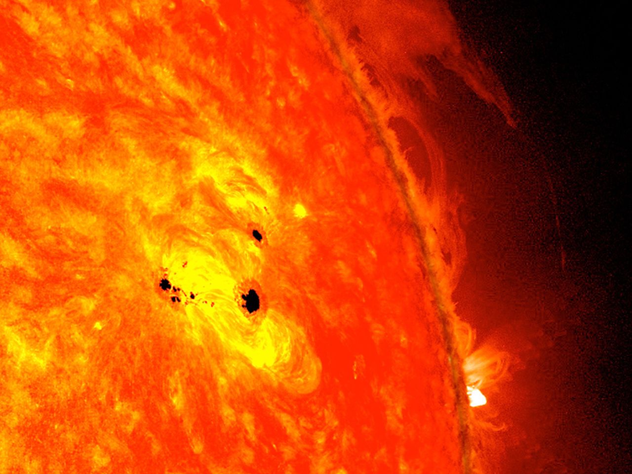 Activitatea petelor solare a depășit prognozele specialiștilor. La ce ...