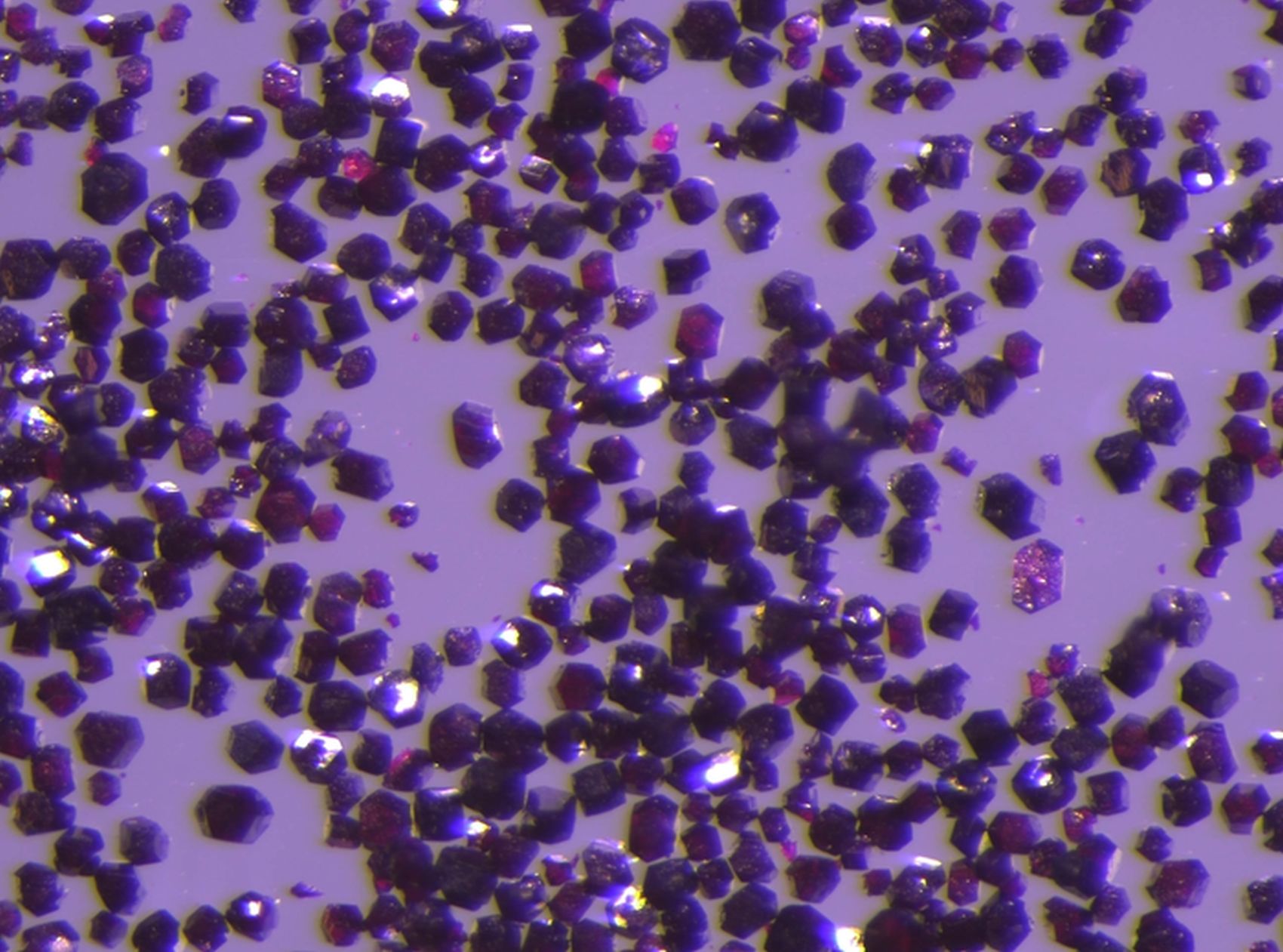 Un nou material poate curăța aerul de benzenul toxic. Ce au descoperit ...