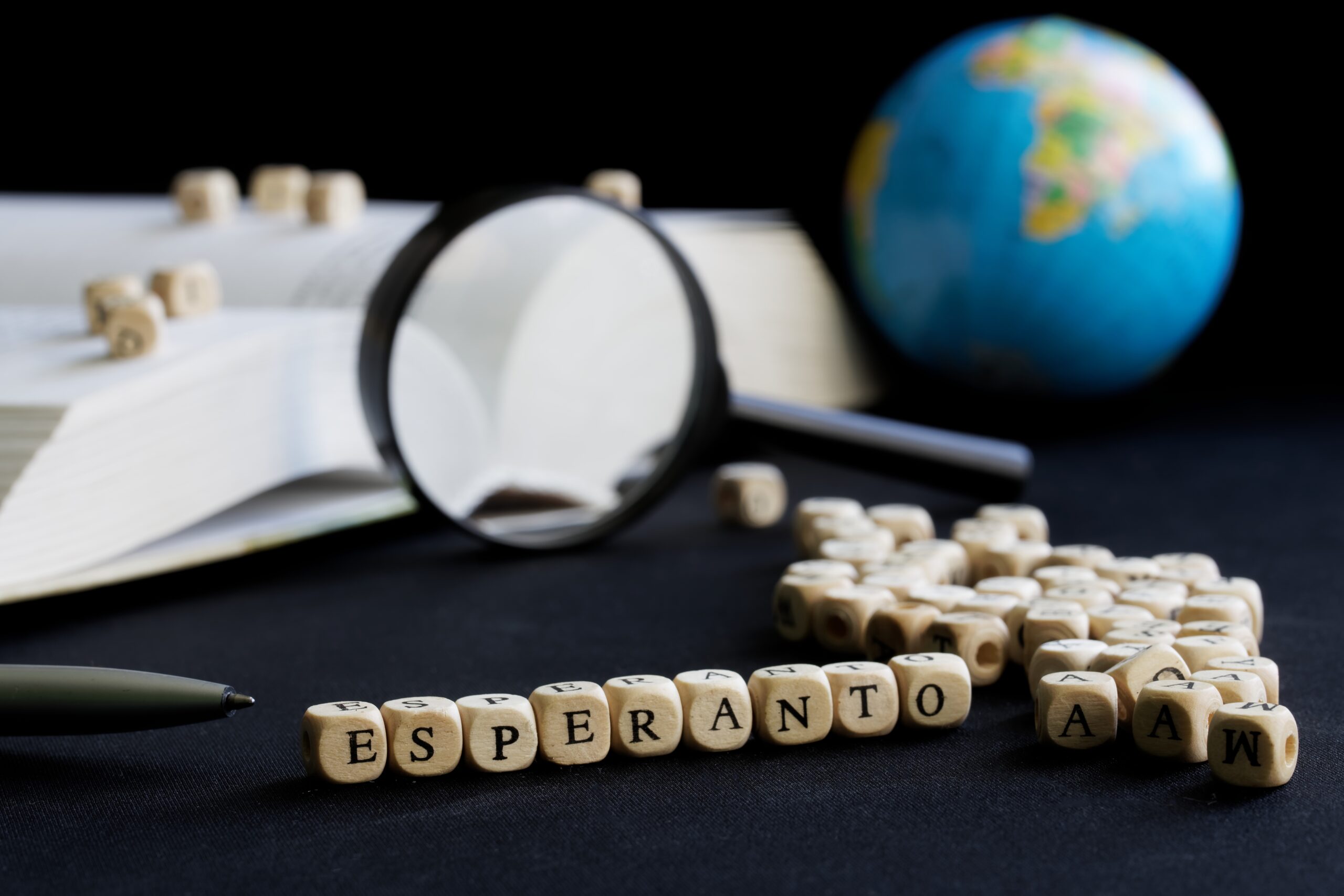 Esperanto: o limbă a păcii. De ce o urau Hitler și Stalin?