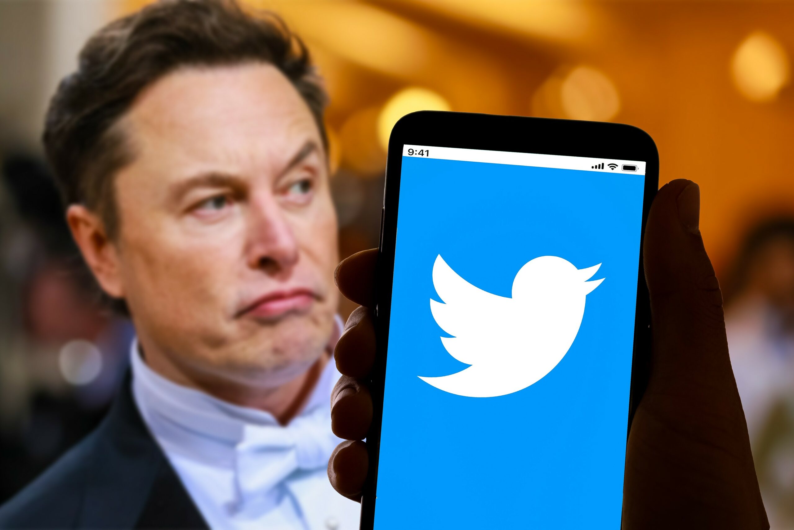 Câți bani vor primi cei trei directori Twitter concediați de Elon Musk?
