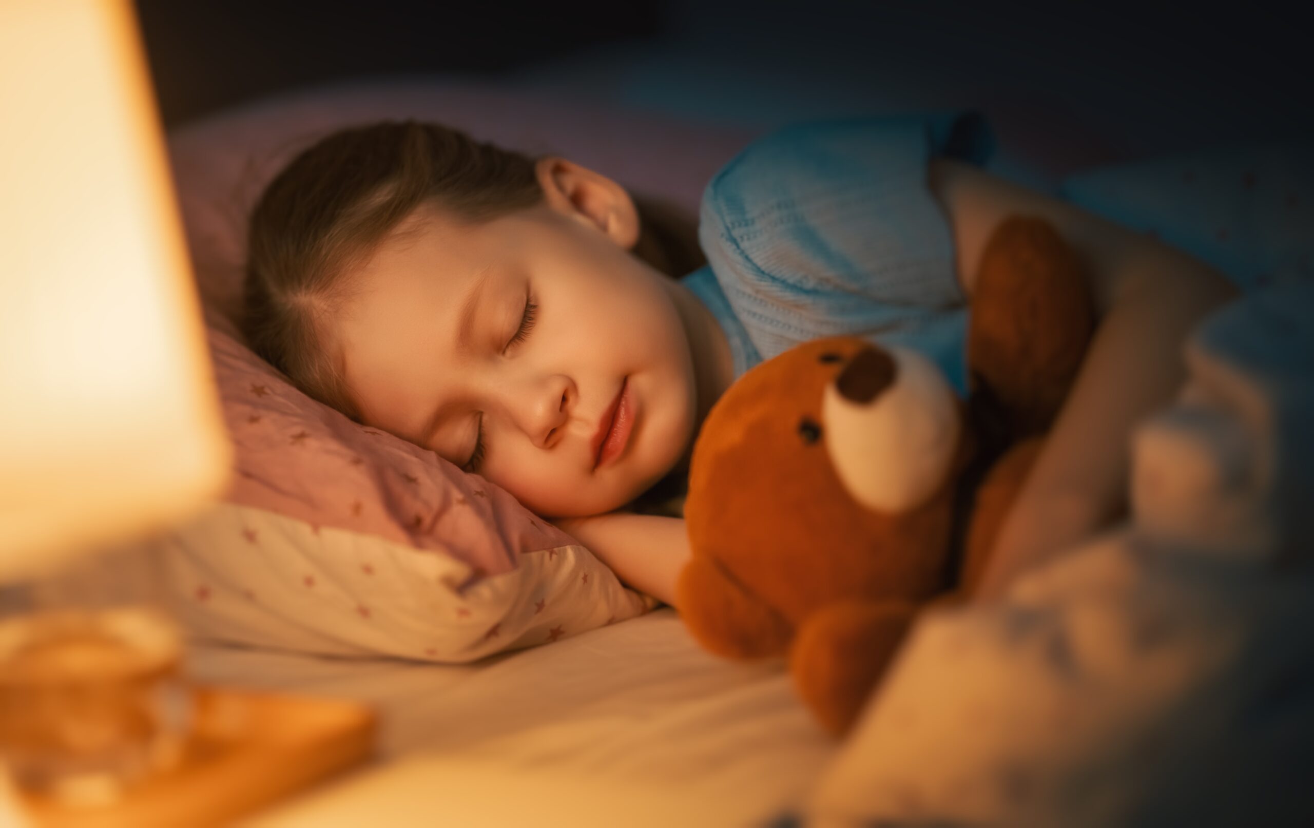 Dormitul cu lumina artificială crește riscul de diabet