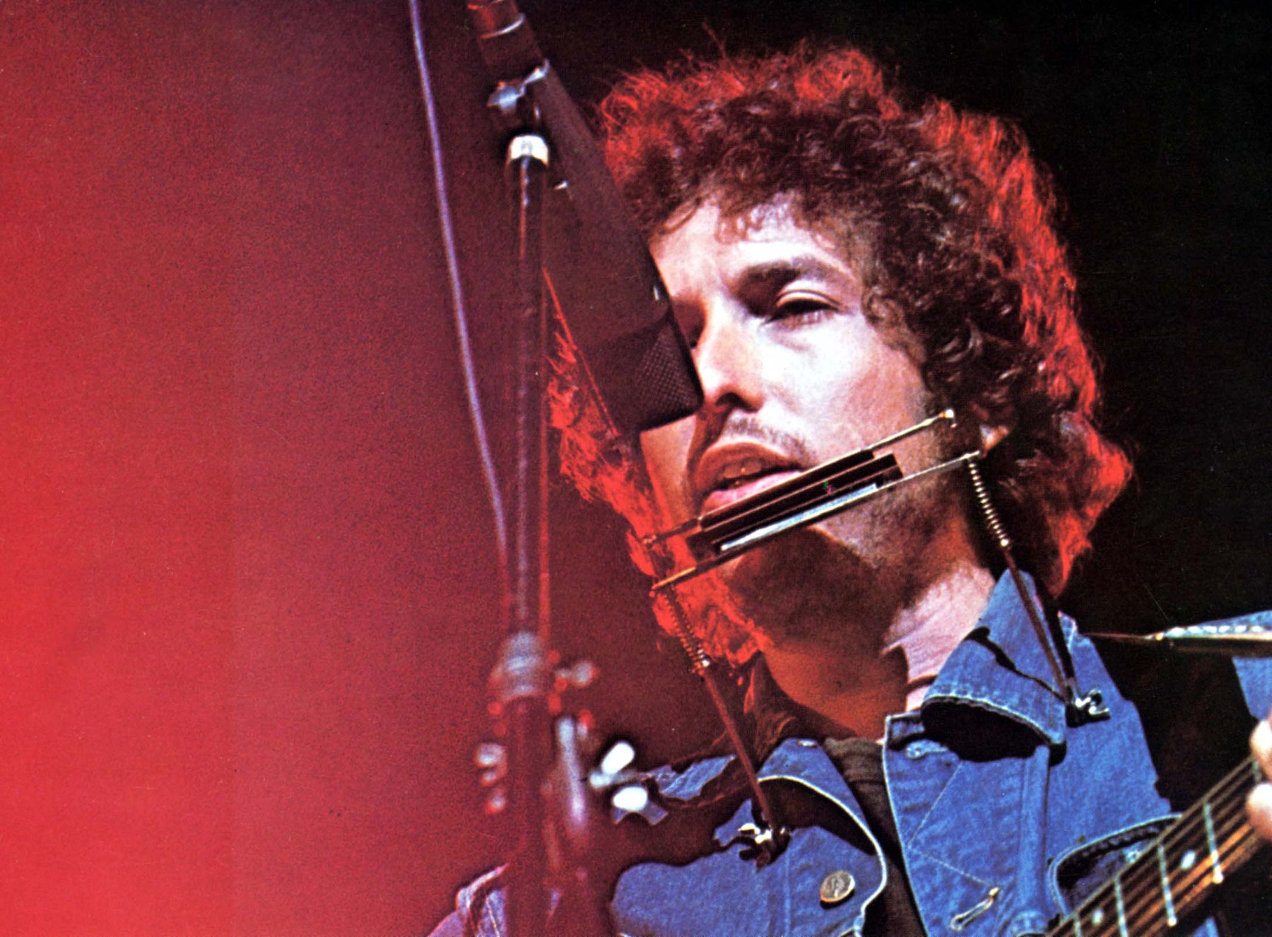 Bob Dylan: „Ai grijă de toate amintirile tale, nu le poți retrăi”