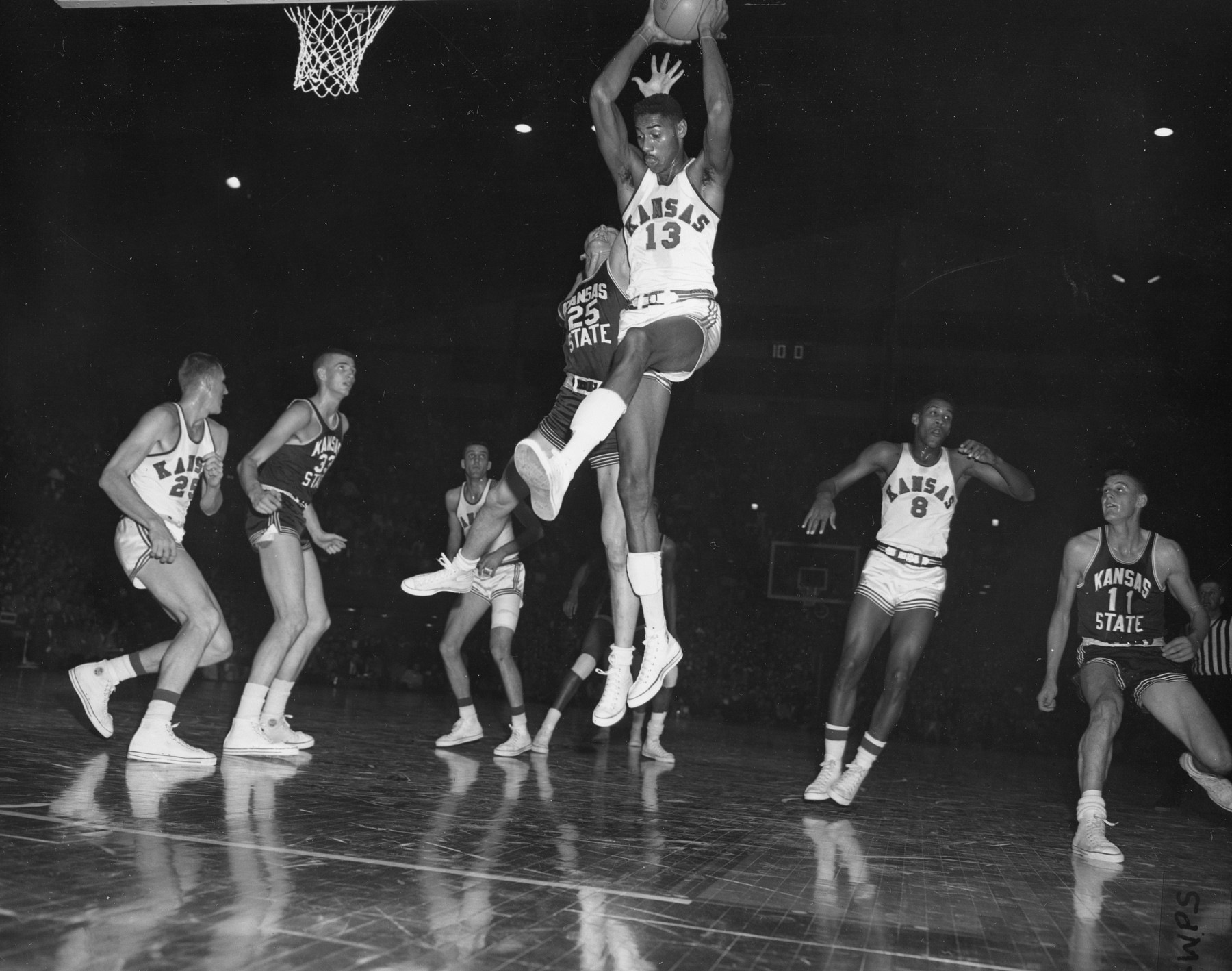 Wilt Chamberlain, cel mai bun marcator din istoria baschetului