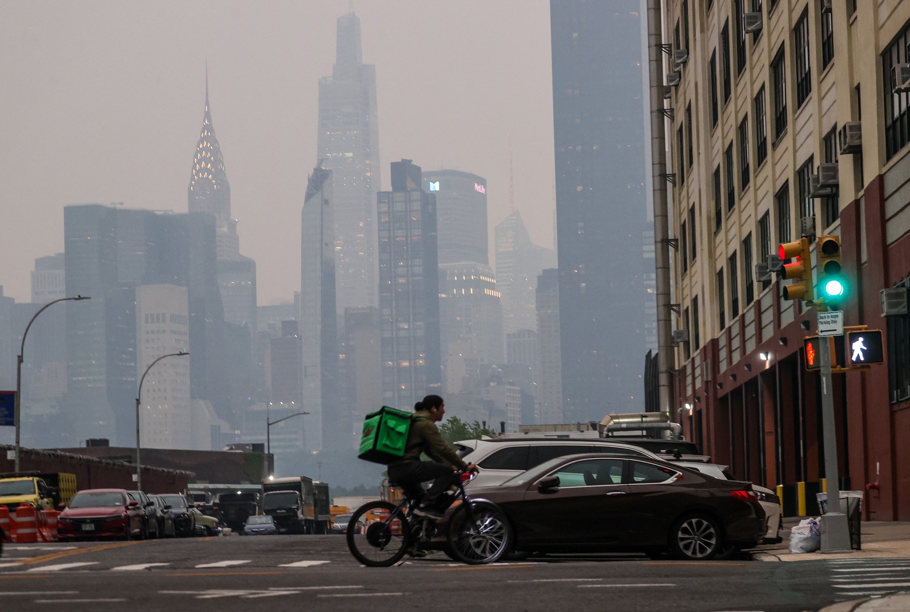 Fumul de la incendiile de vegetație din Canada amenință milioane de oameni