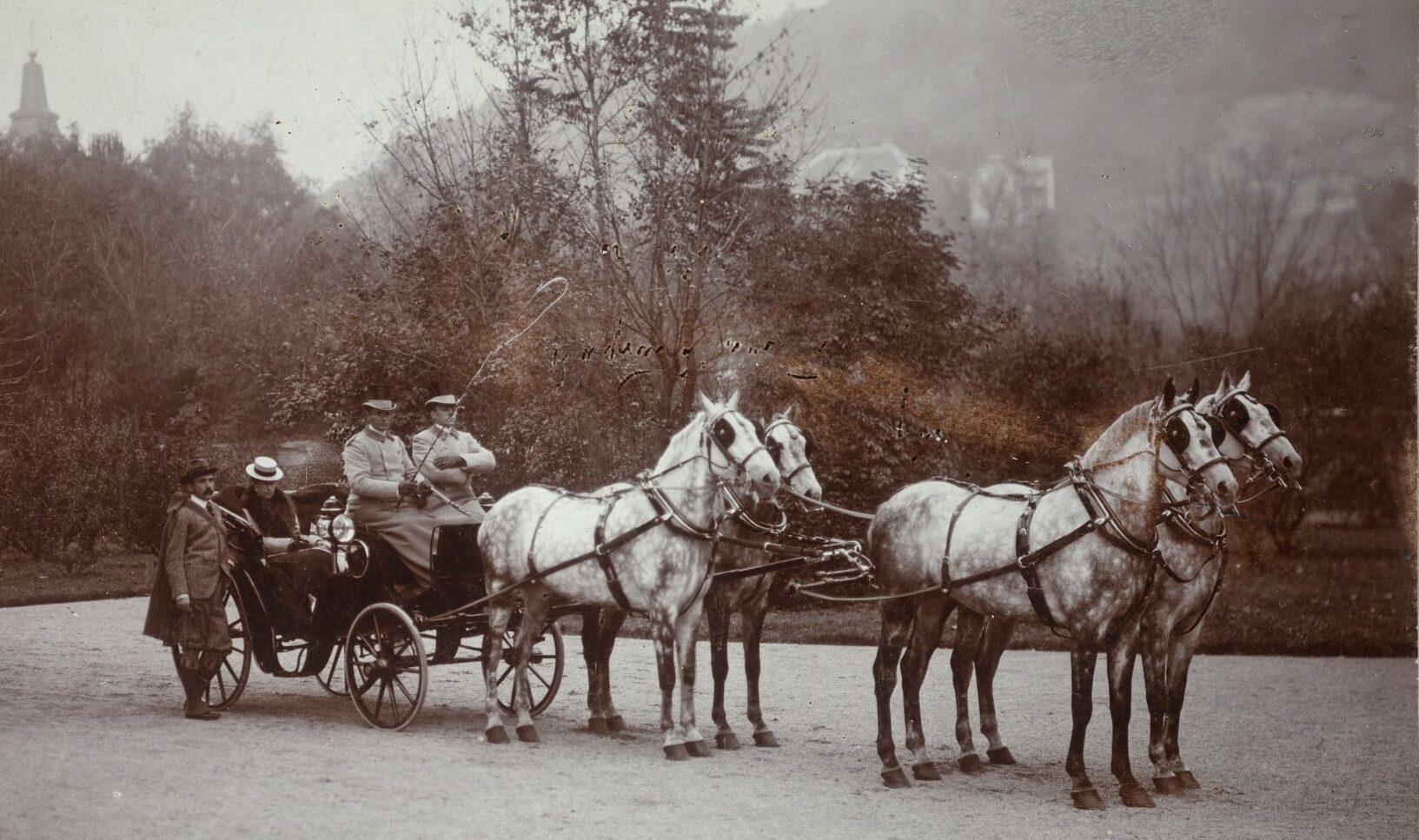 Puterile Centrale, „victimele” unei ample operațiuni de diversiune dusă ...