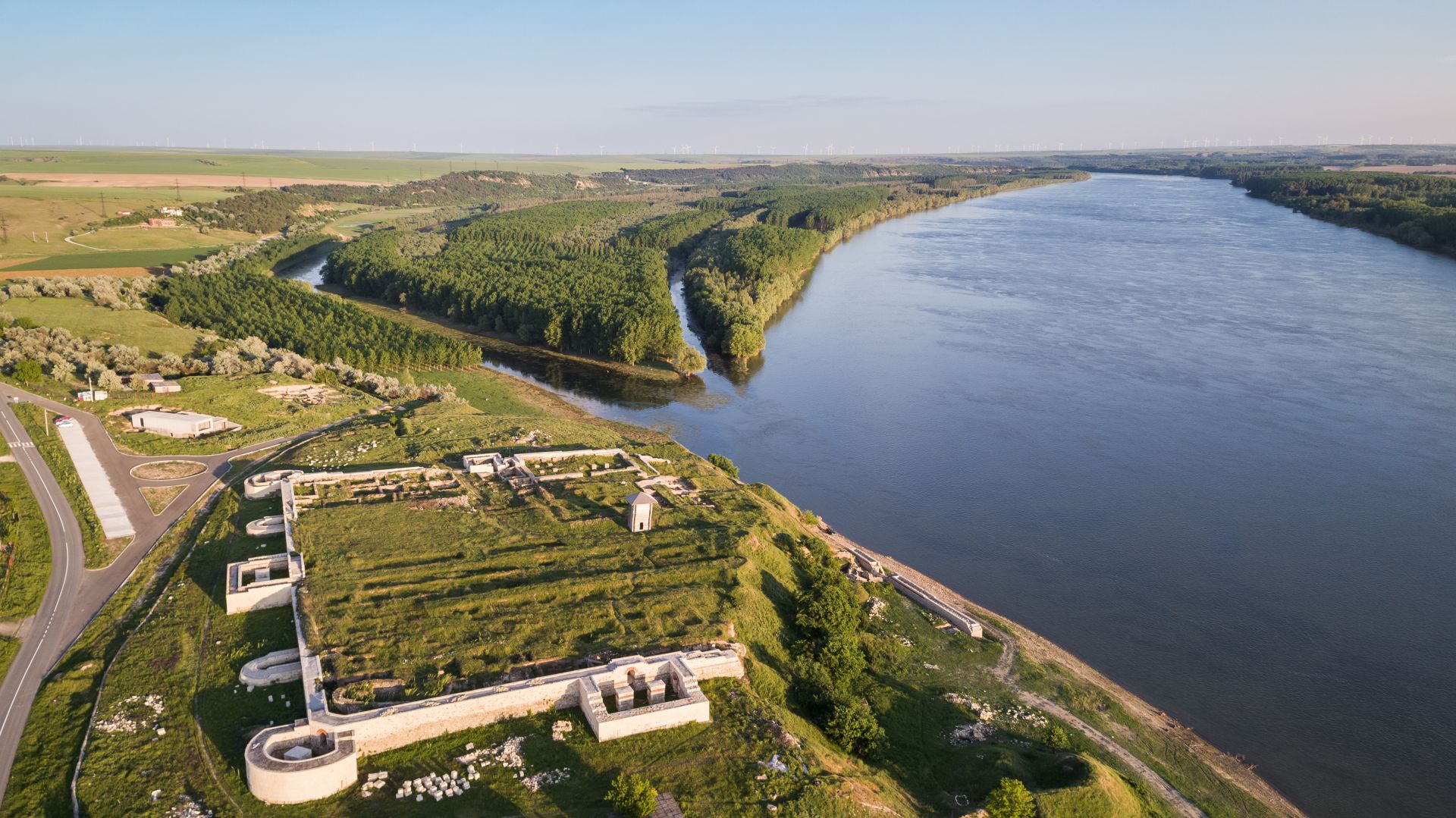 Test de cultură generală. Prin câte capitale europene trece Dunărea?