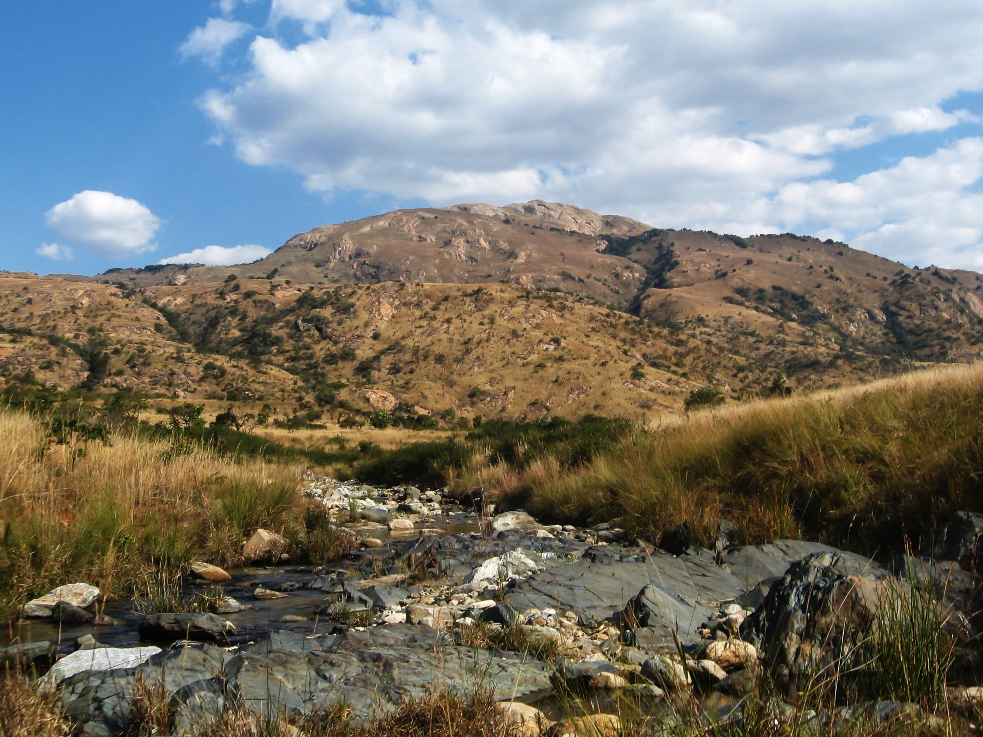 Test de cultură generală. Care sunt cei mai vechi munți din lume?