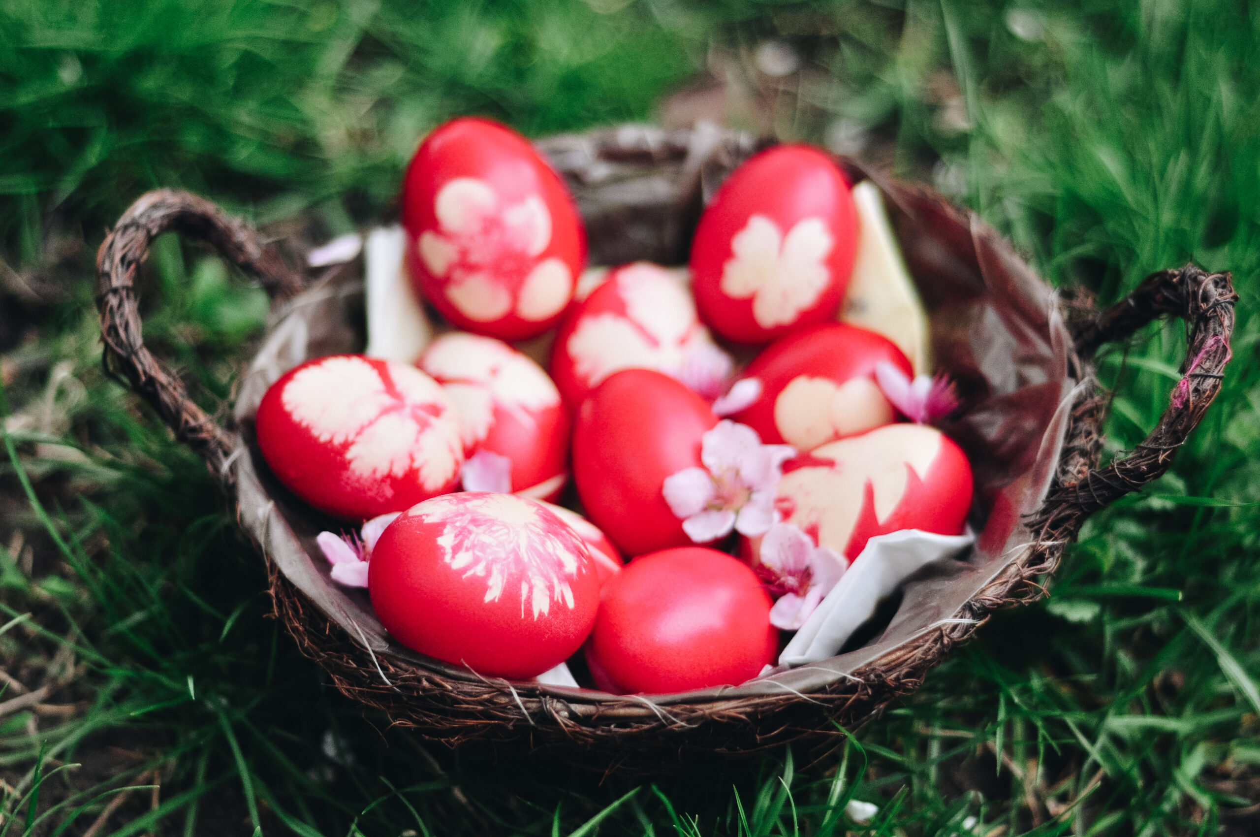 Ce mai înseamnă Paștele pentru români și cum vor petrece cei mai mulți ...