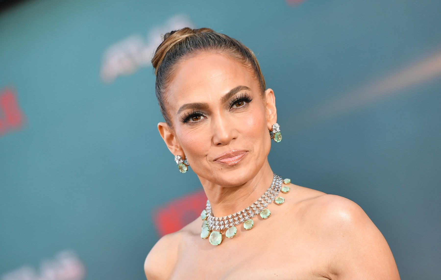 Jennifer Lopez, una dintre cele mai bine plătite cântărețe. „Oglindești ...