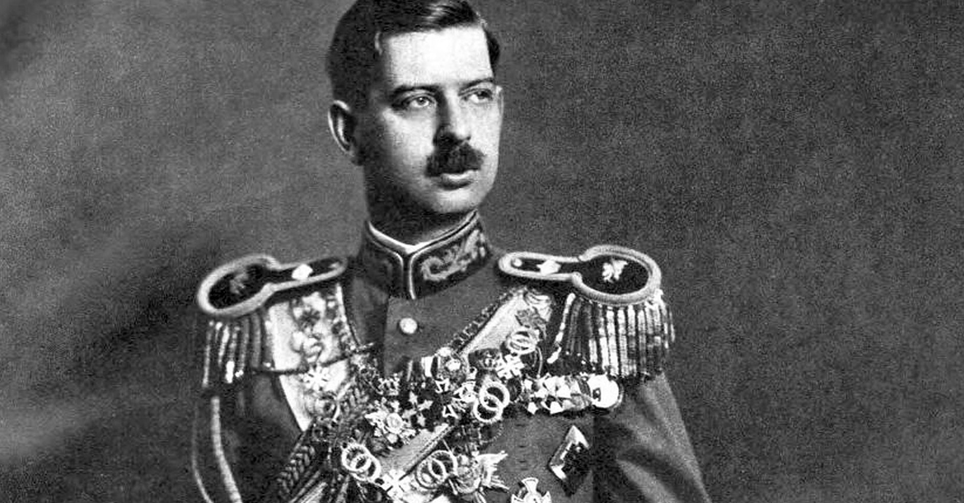 Analiza regelui Carol al II-lea după atacarea Franței de către Germania ...