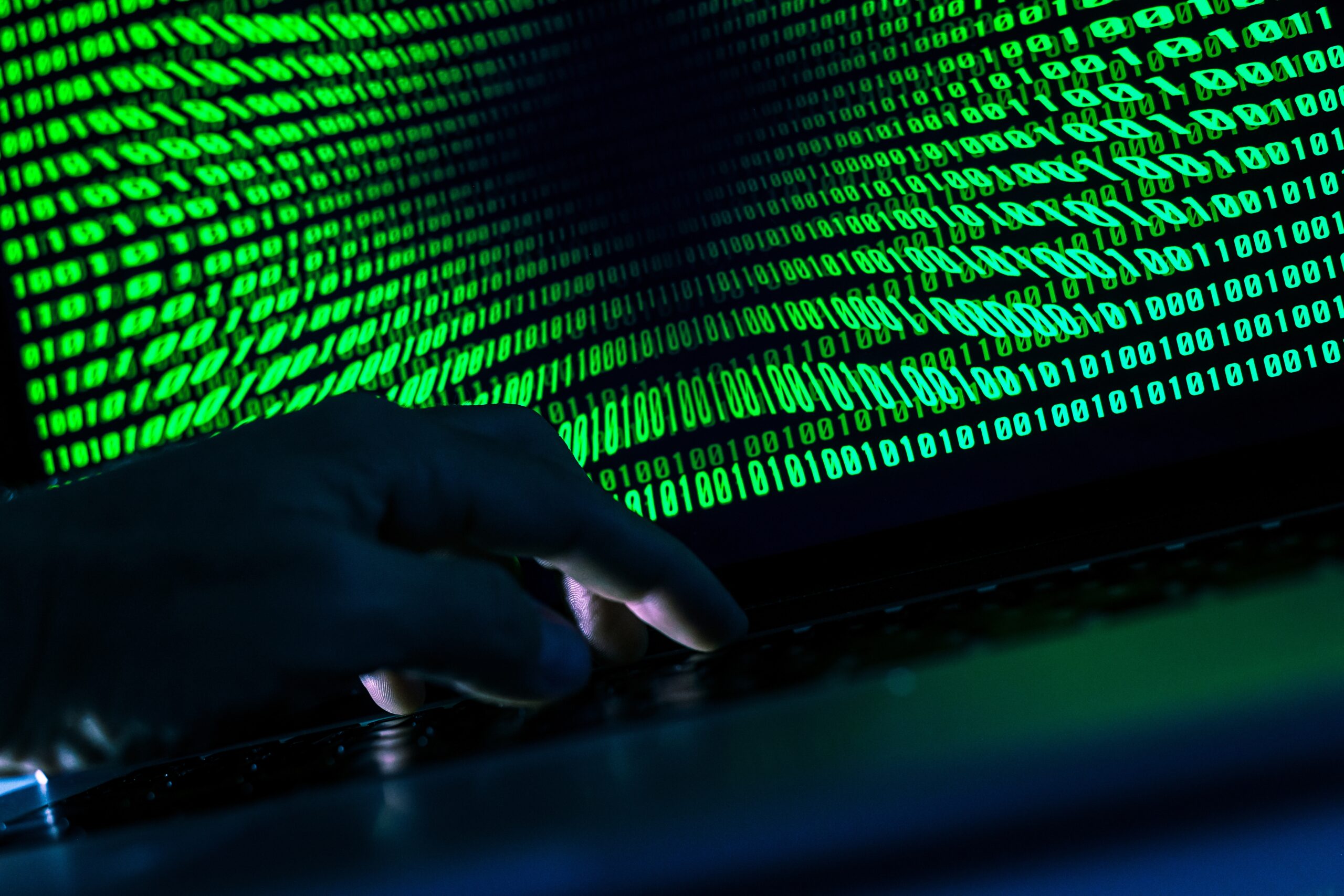 Trei cetățeni bulgari, condamnați în Marea Britanie pentru spionaj în ...