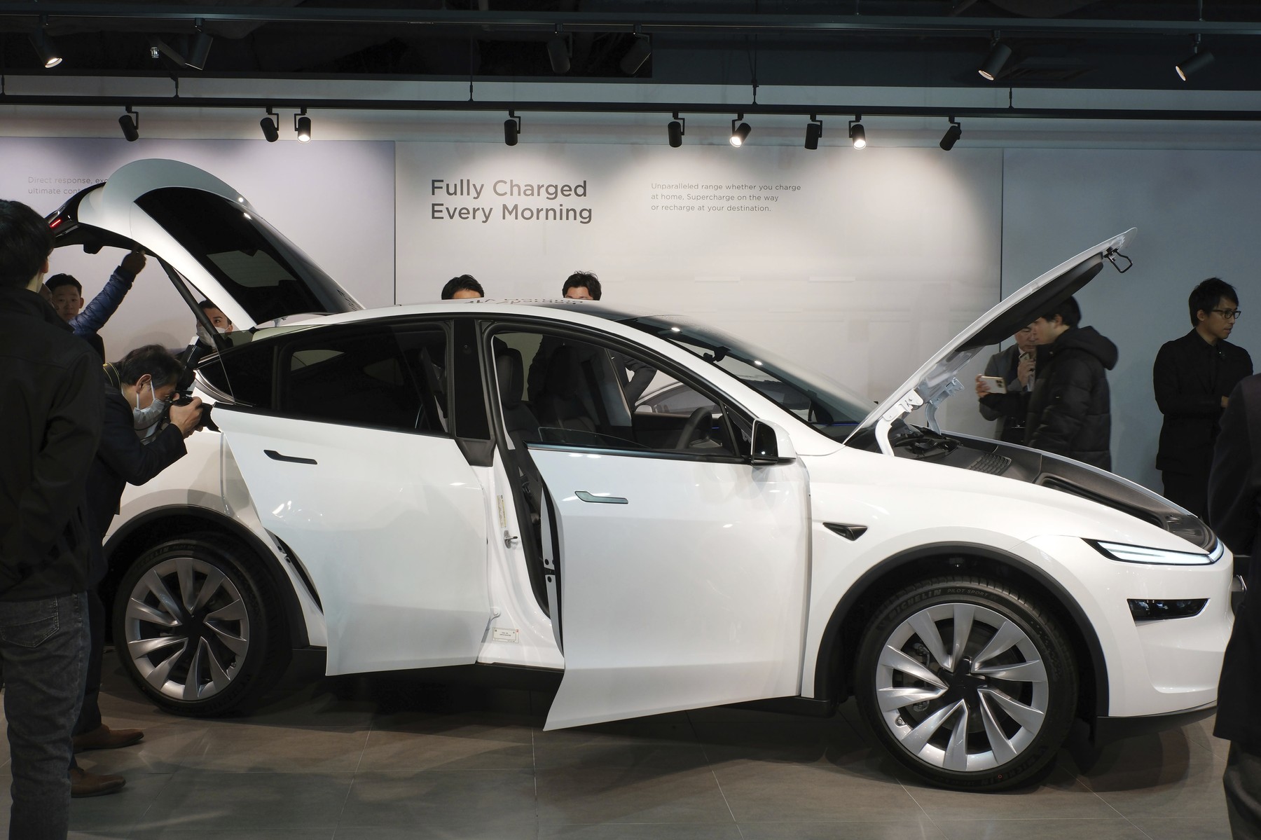 Noul Model Y de la Tesla, lansat oficial în SUA, Canada și Europa