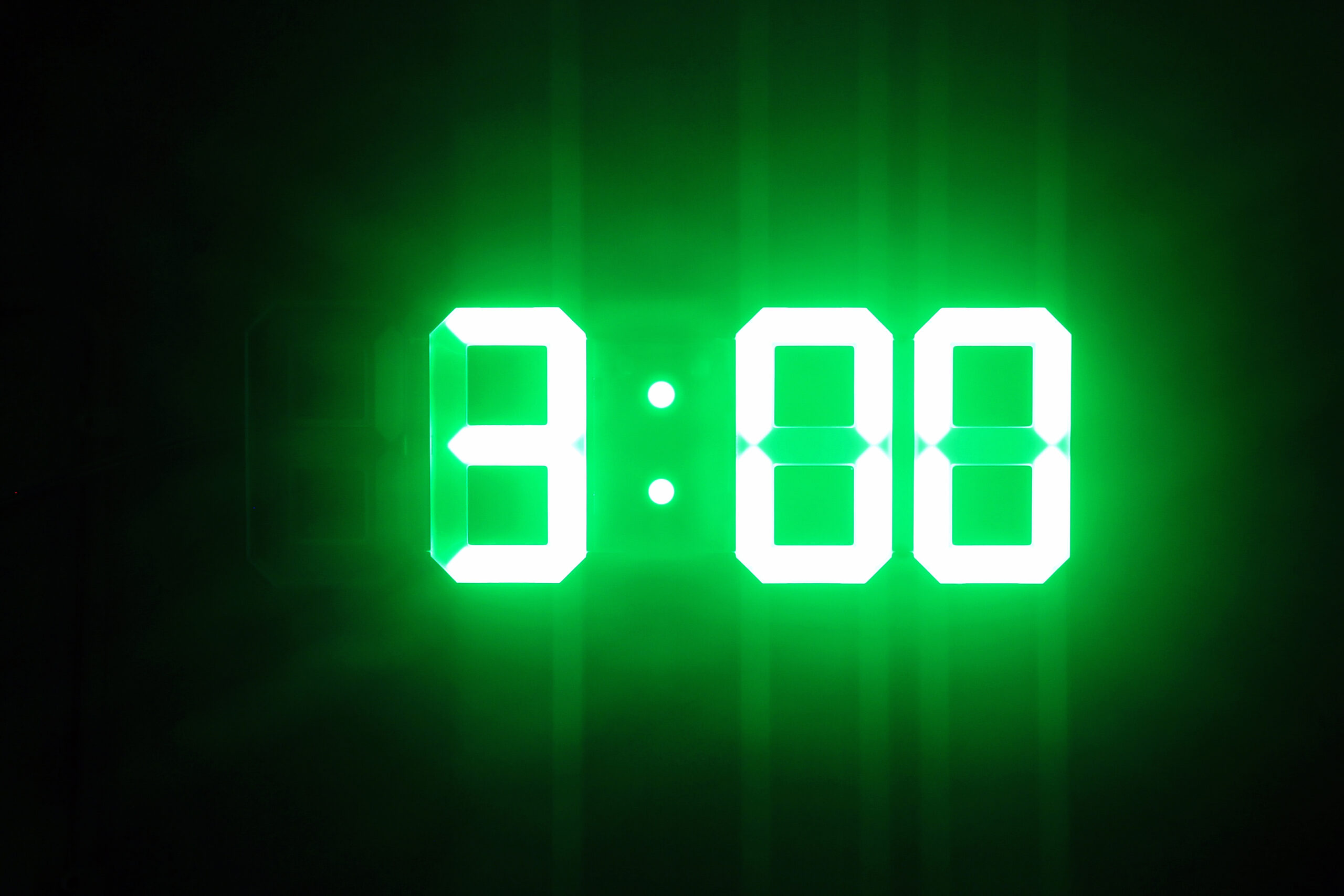 De ce ne trezim la 3 dimineața? Somnul întrerupt, obicei vechi de mii ...